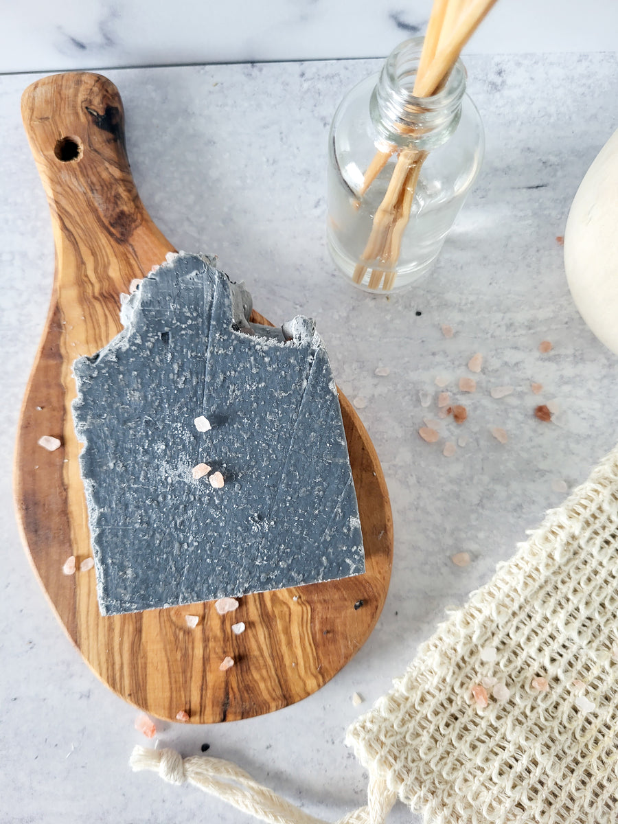 Black sea salt scrub bar – CHIMAYA SHOP